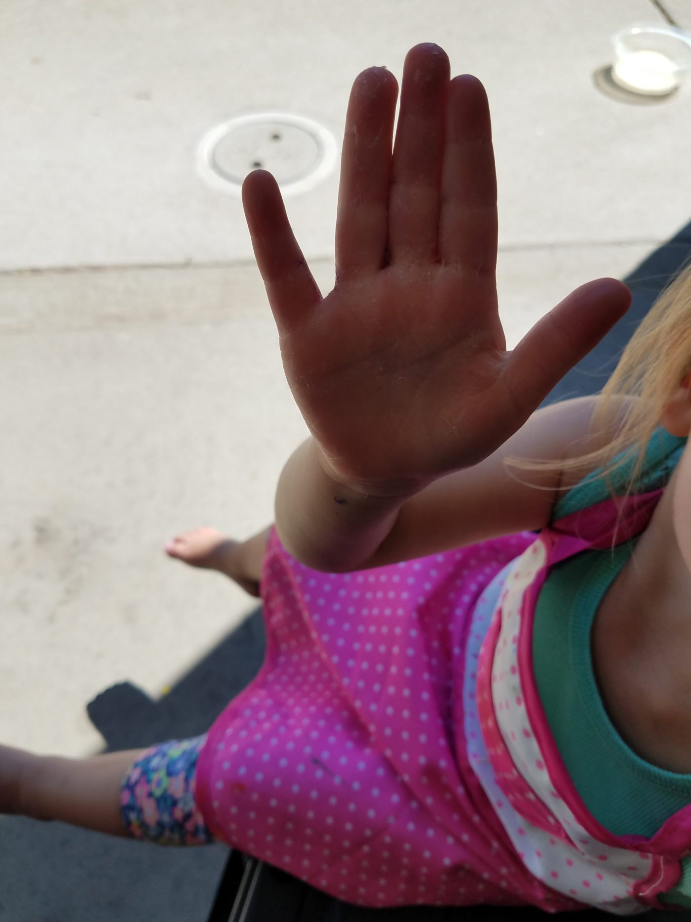 one GENIUS way to keep your 2 year old busy...(for more than four ...