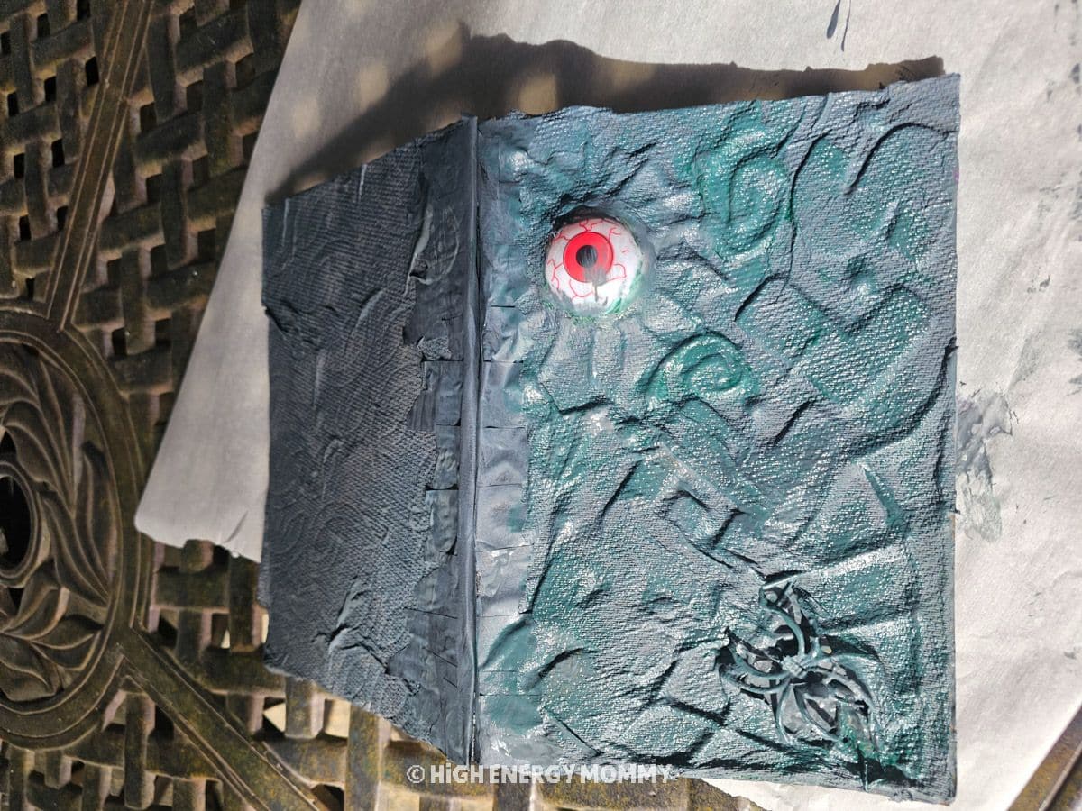 How to Make a DIY Spell Book for Kids (plus Free Printable Potion Lab ...